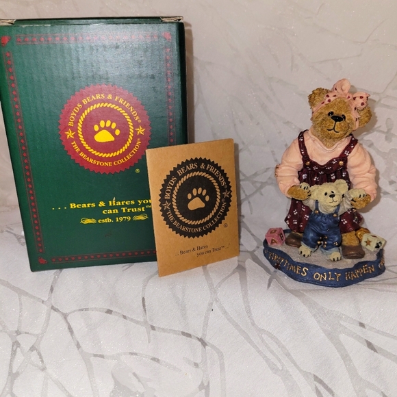 Boyds Bears | Art | The Boyds Collection Momma W Taylor First Steps 2nd Edition 227768 | Poshmark